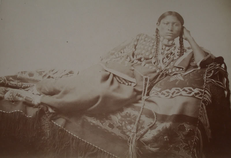 Lame Cherry: Monasetah