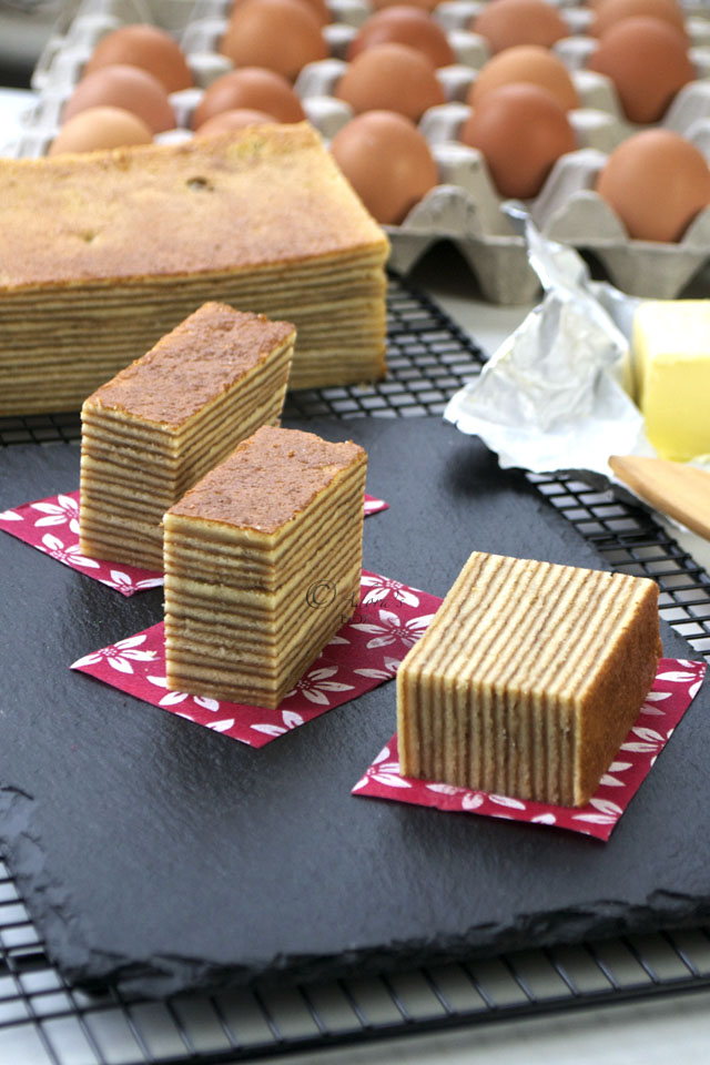 Adora's Box: KUEH LAPIS LEGIT