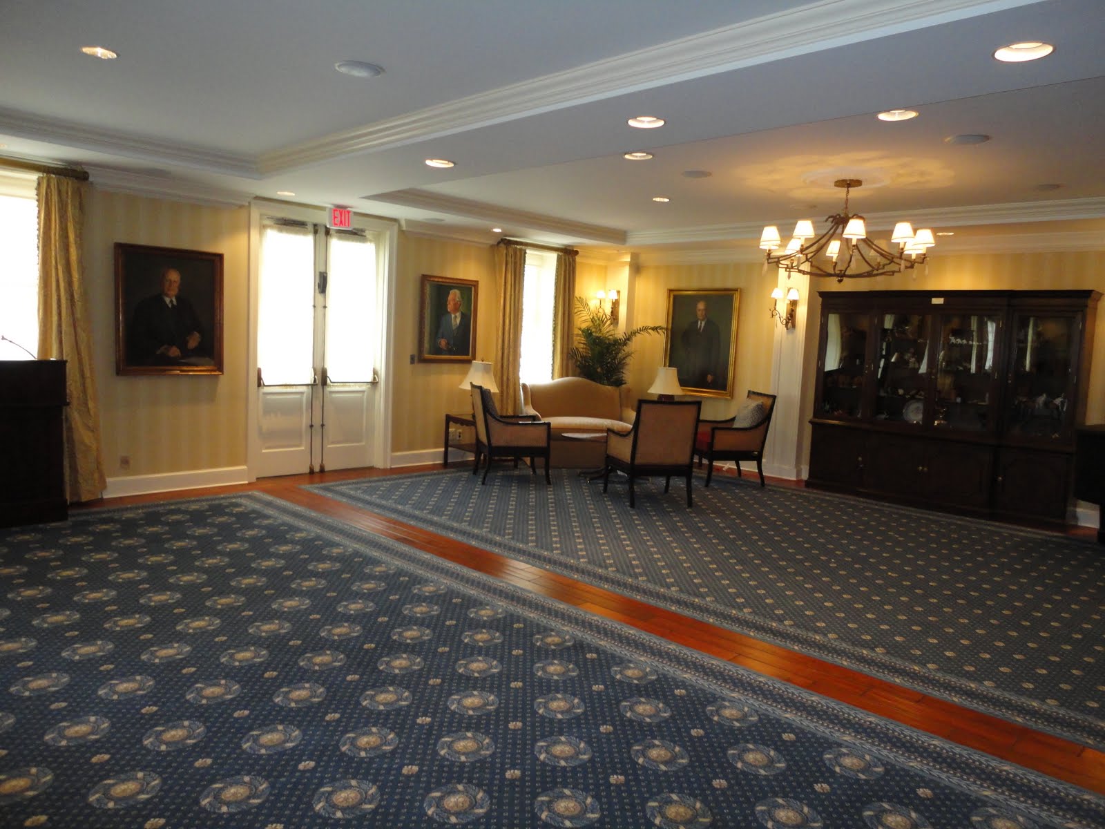 Front Page Wedding: Venue Visit: Capitol Hill Club