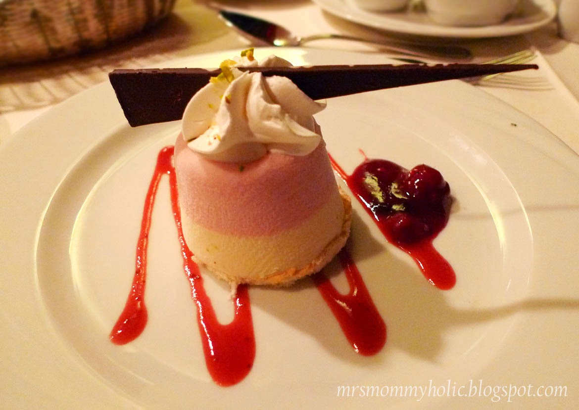 MrsMommyHolic: SuperStar Virgo Cruise: Food Galore & Gala Dinner
