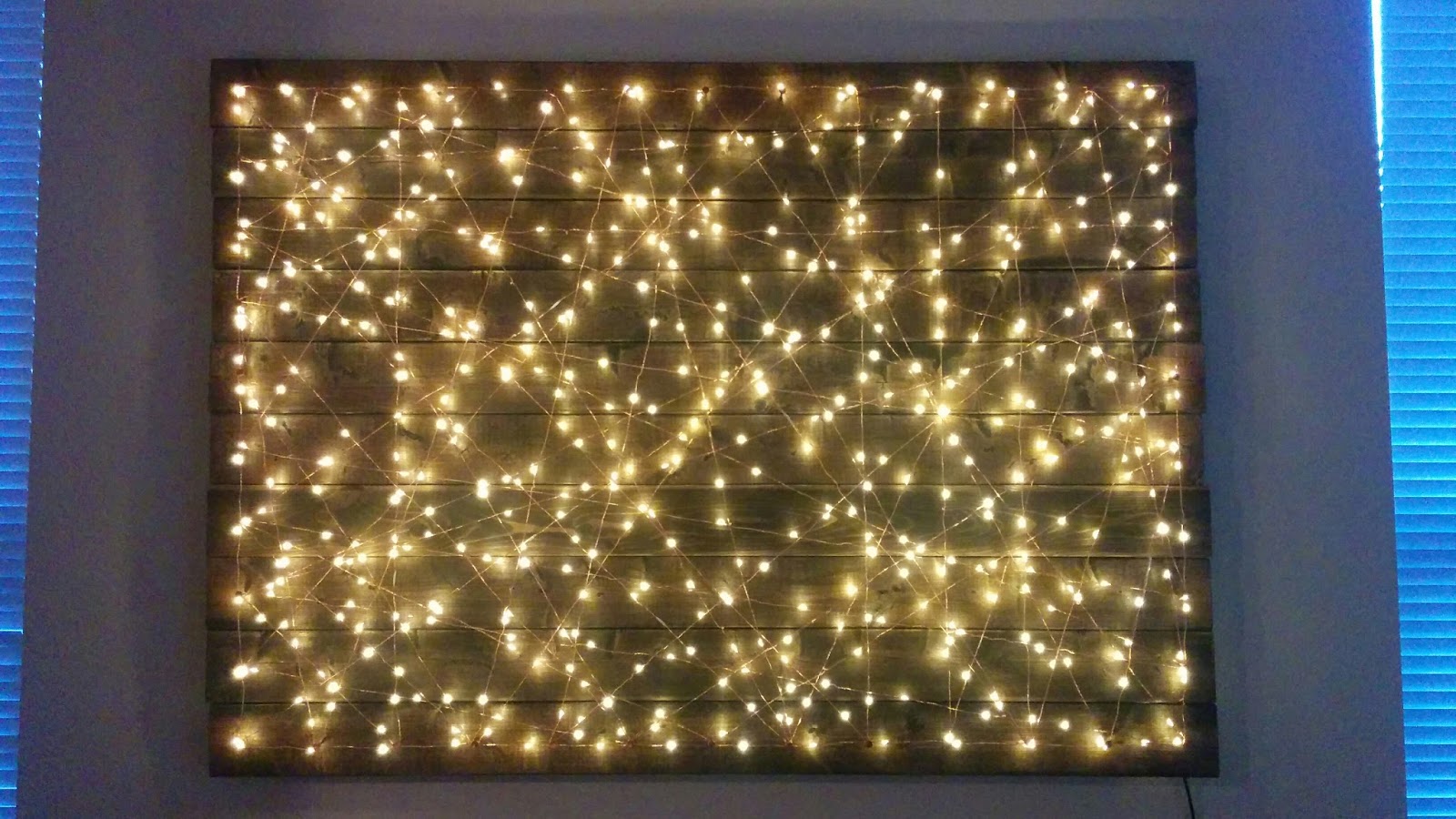 Dizzida: DIY Home Decor: String Lights String Art