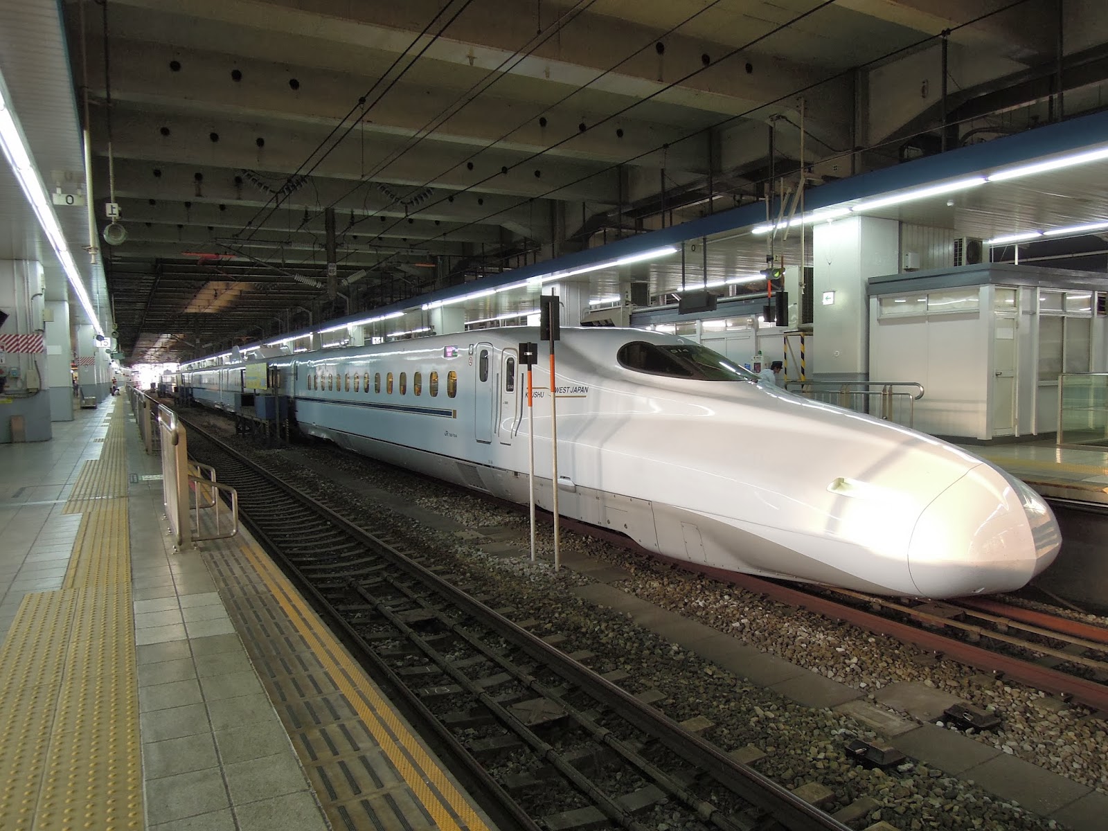 輝記旅行社 World Tour Fai's: Day7e 山陽新幹線N700系乘車體驗