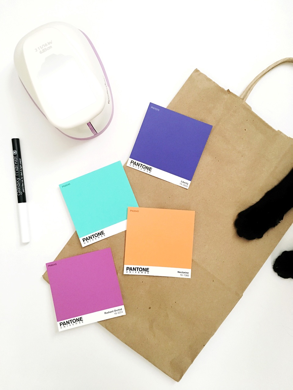 Ray & A: DIY: KRAFT PAPER BAG GIFT TAGS