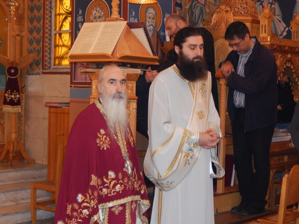 Αναστάσιος: ΕΟΡΤΑΣΕ Ο ΙΕΡΟΣ ΝΑΟΣ ΤΟΥ ΑΓΙΟΥ ΑΘΑΝΑΣΙΟΥ ΣΤΗΝ ΠΑΤΡΑ