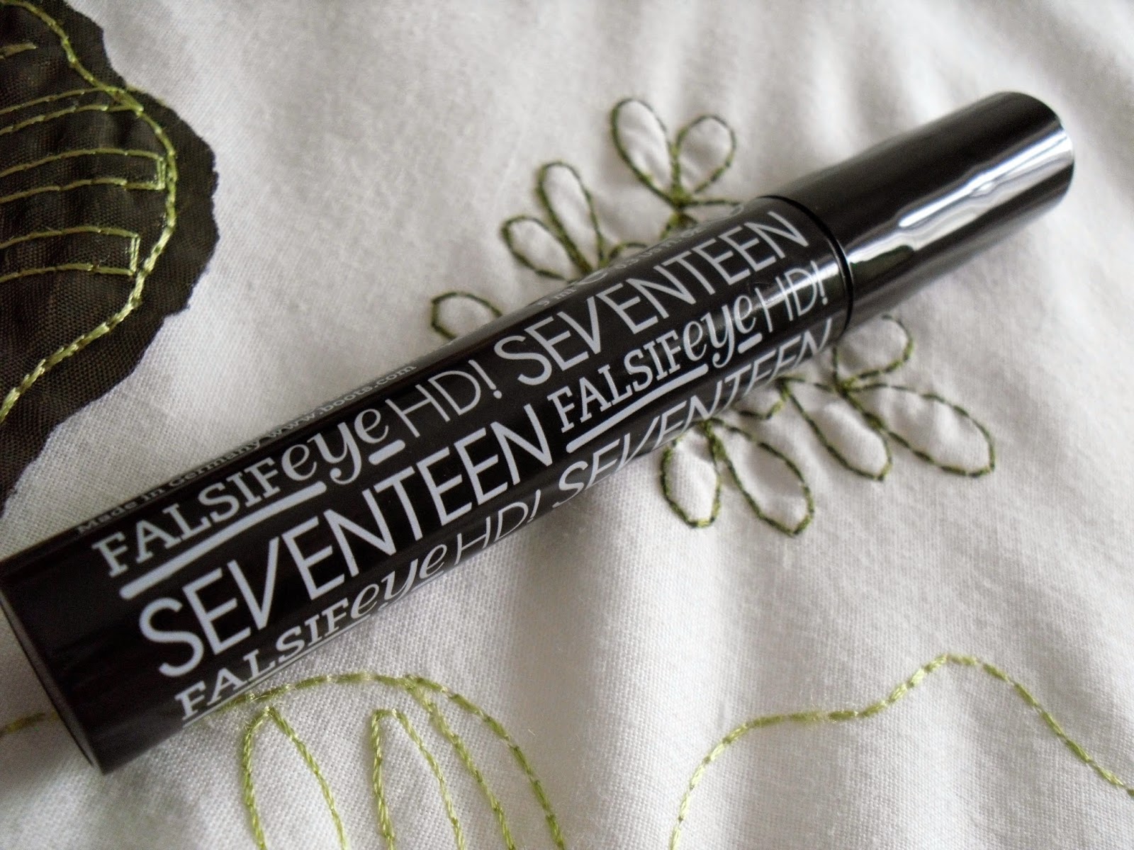 The Urban Fox: New: SEVENTEEN Falsifeye HD Mascara Review