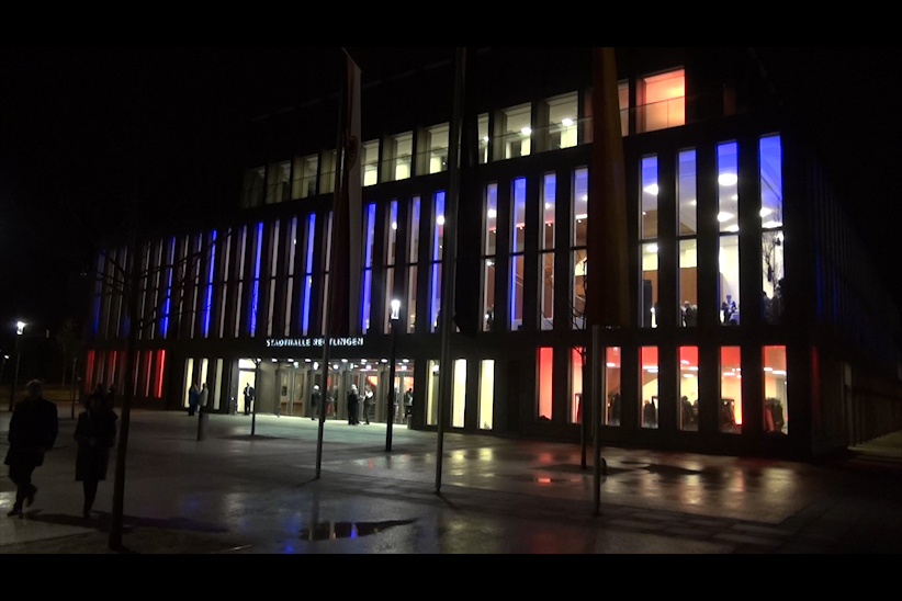 BILDERTANZ: Die Stadthalle: Bilder einer Eröffnung (2)