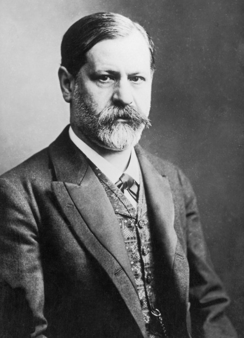 R E N D A A N رِ ن د آ ن: Behind the Seen