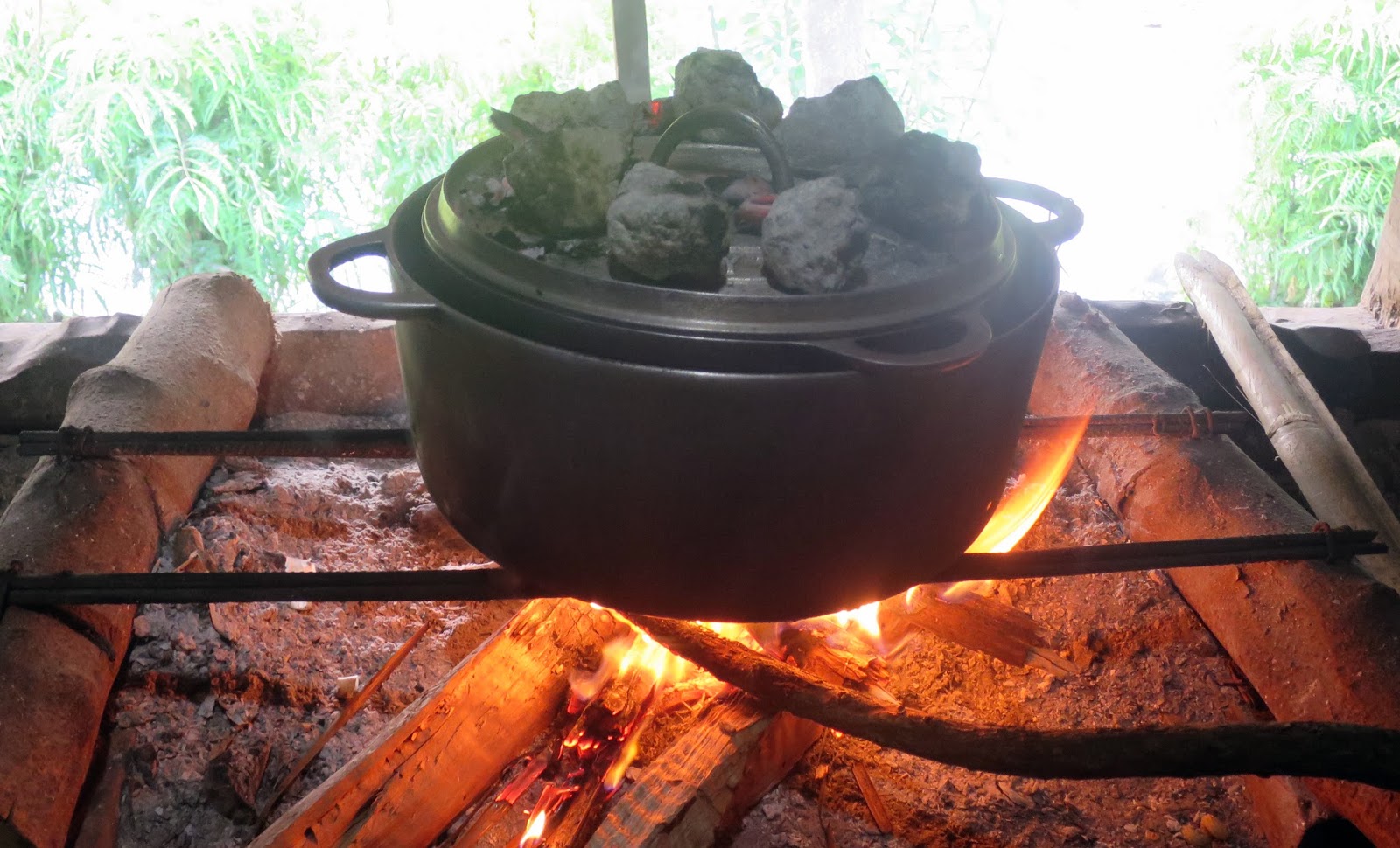 Christmas in Northern Vanuatu, Day 13: I'm hot blooded, check it and ...