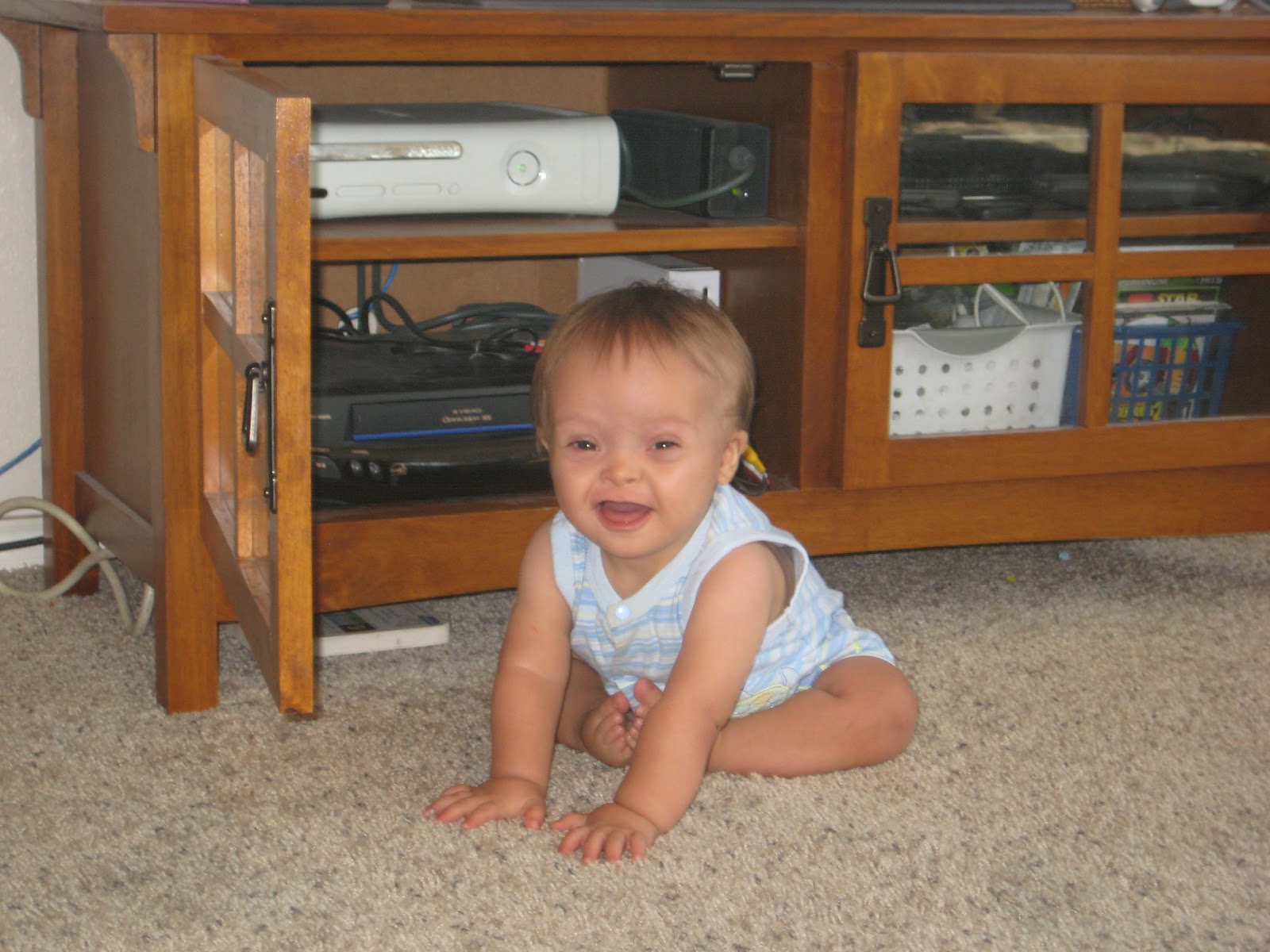 What a Team!: How a Super Flexible Baby Sits Up