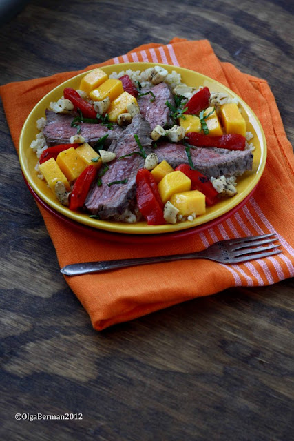 Mango & Tomato: Steak Salad with Mangoes & Black Pepper Cashews