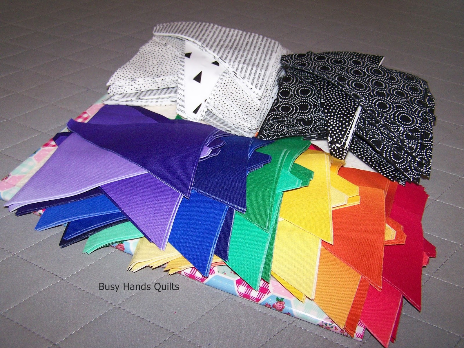 Busy Hands Quilts: Splash of Color Quilt Along | Fabric Cutting