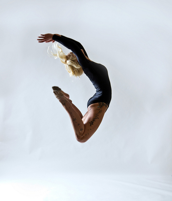 How to Photograph People Jumping ~ Inspiring Print