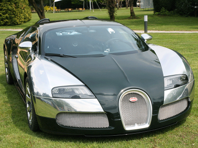 Cars News Review: Cast off Ford Ka Vs Bugatti Veyron
