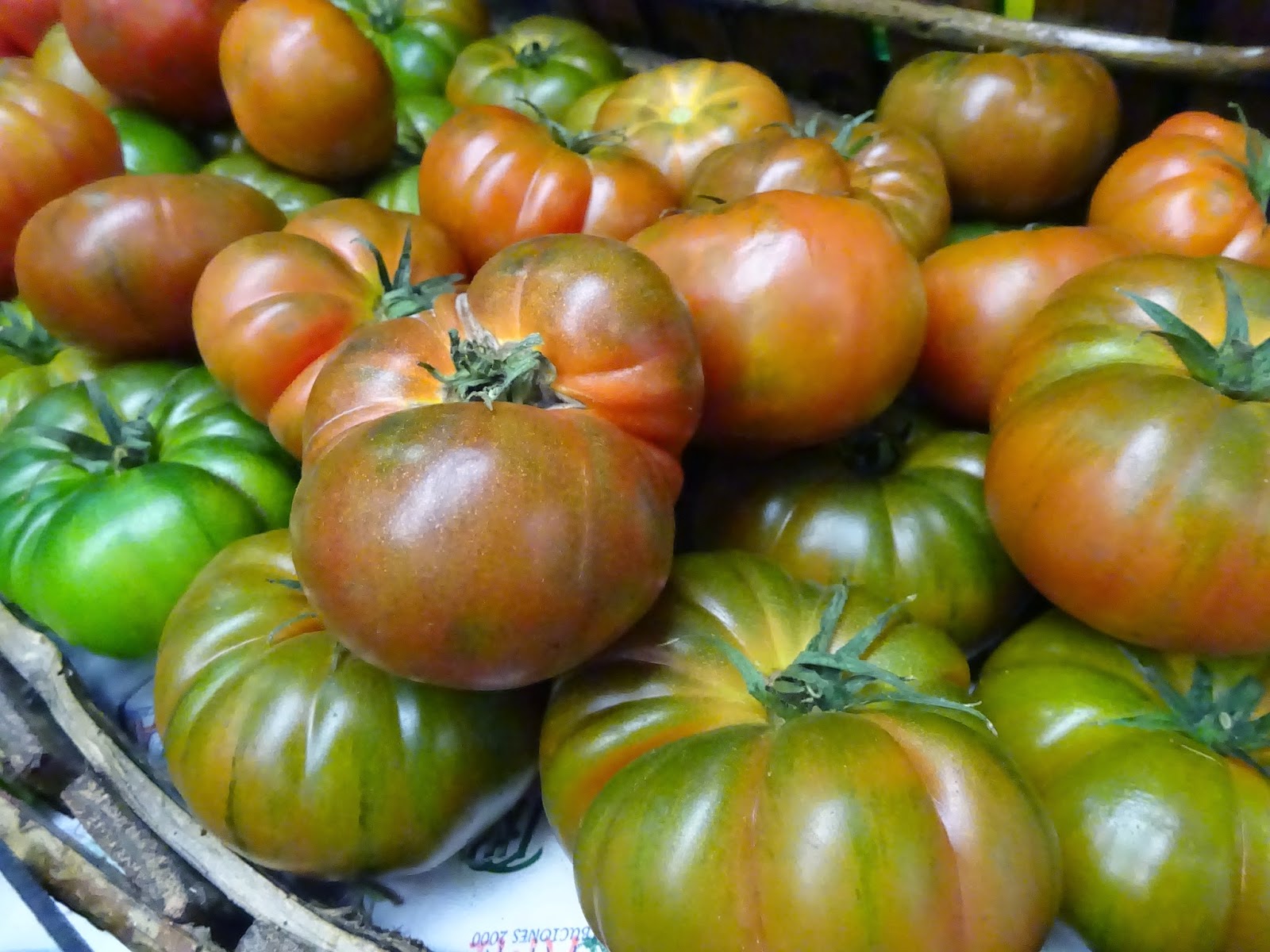 ESTAMOSTENDENCIADOS: ENTRE COL Y COL: los mejores tomates de Madrid