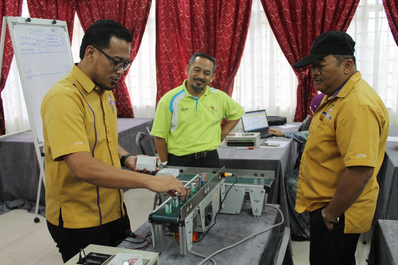 ELEKTRIK DUNIAKU: KURSUS PLC DI UITM SEGAMAT