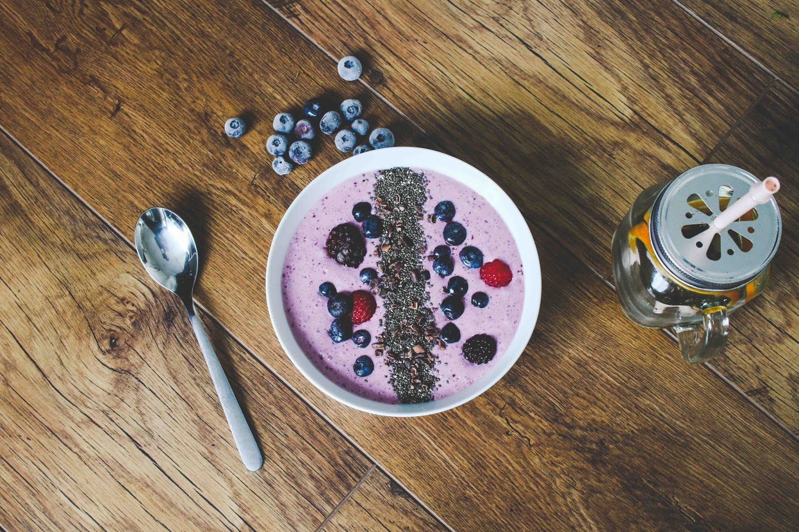3 Superfood Packed Easy Smoothie Recipes SUNNYDEI 3-superfood-packed-easy-smoothie-recipes-sunnydei