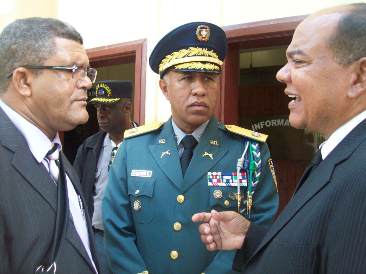 ATACANDODIGITAL.COM |: General Castro Castillo: trabajaré con las ...