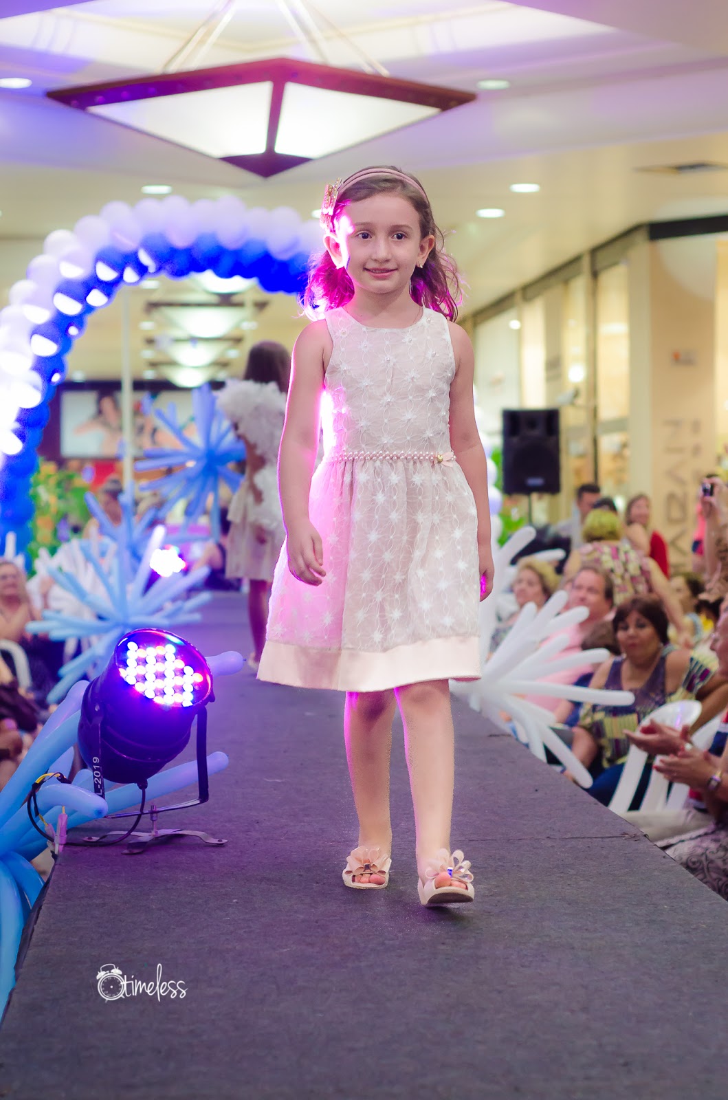 Toda Charme: Desfile de moda infantil - Timeless