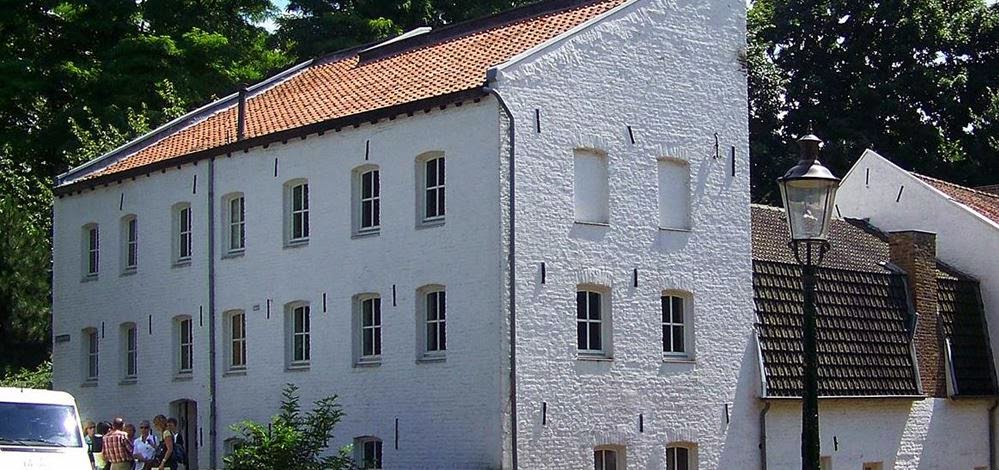 ANDRE RIEU FAN SITE THE HARMONY PARLOR: A Plaque For André Rieu's ...