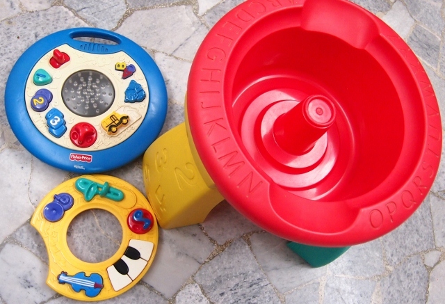 JuaiMurah: Fisher Price Intelli Table By Microsoft