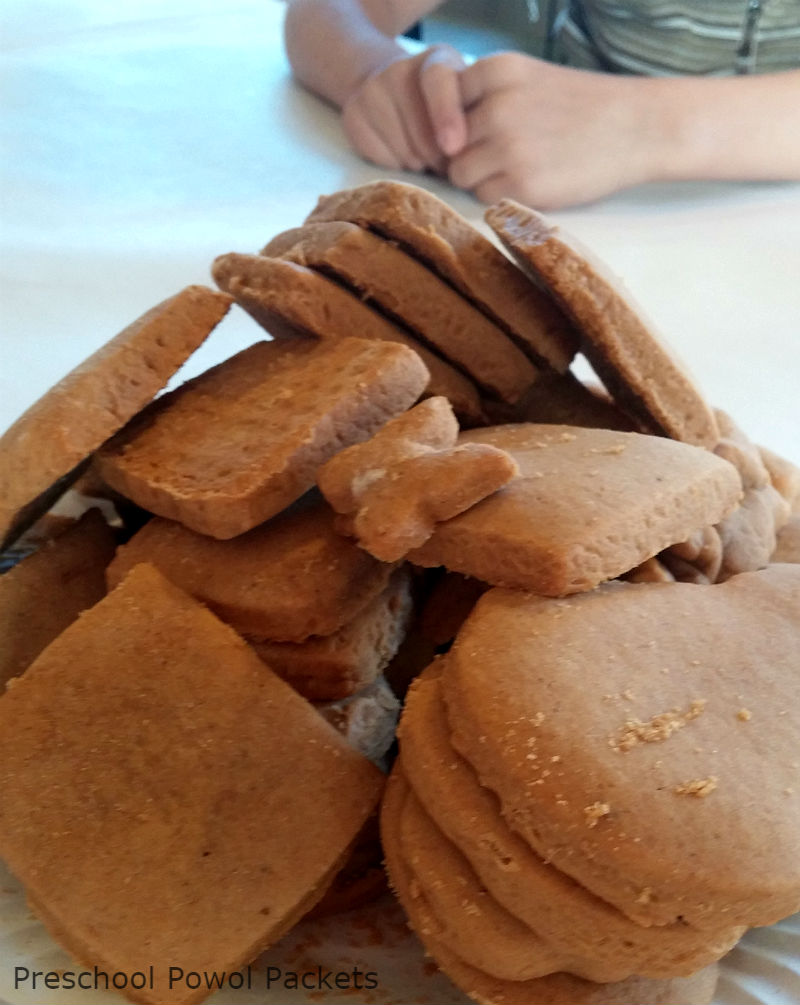 Yummy Honey Gingerbread House Cookie Recipe & Decorating | Preschool ...