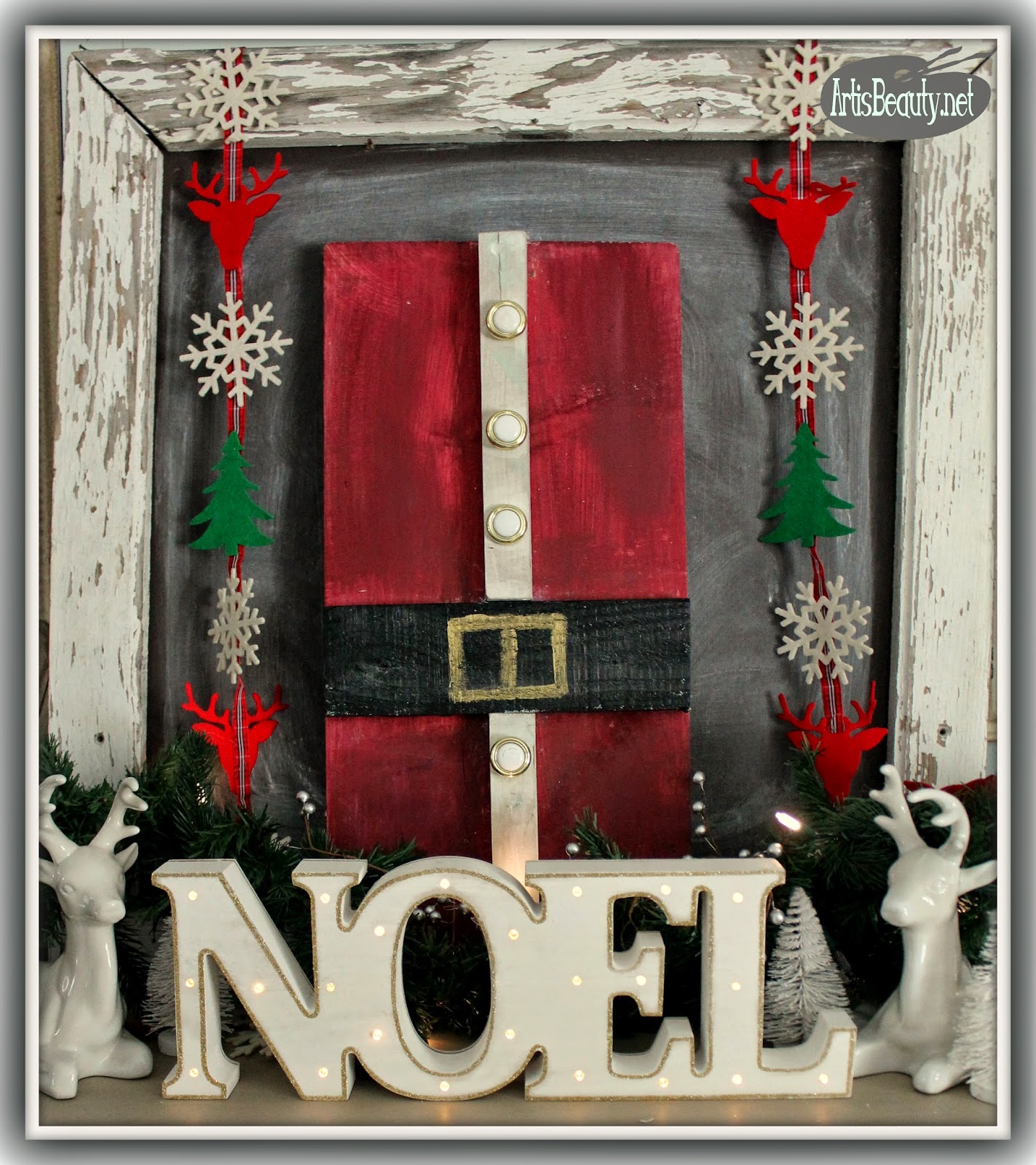ART IS BEAUTY: Use what you have Pallet wood Santa Art.