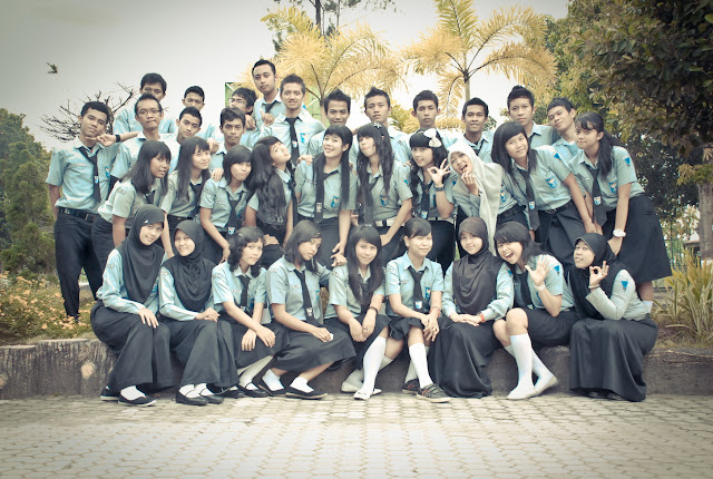 Alumni Smager 2011: IPS 3 Sma Negeri 1 Geger Madiun