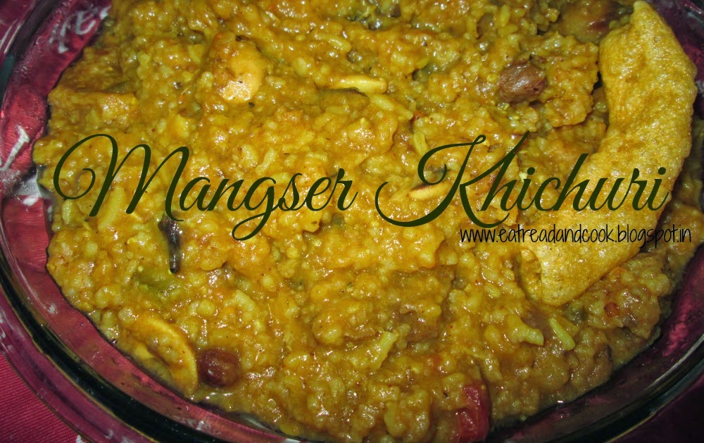Mangsher Khichuri / Chicken Hotchpotch
