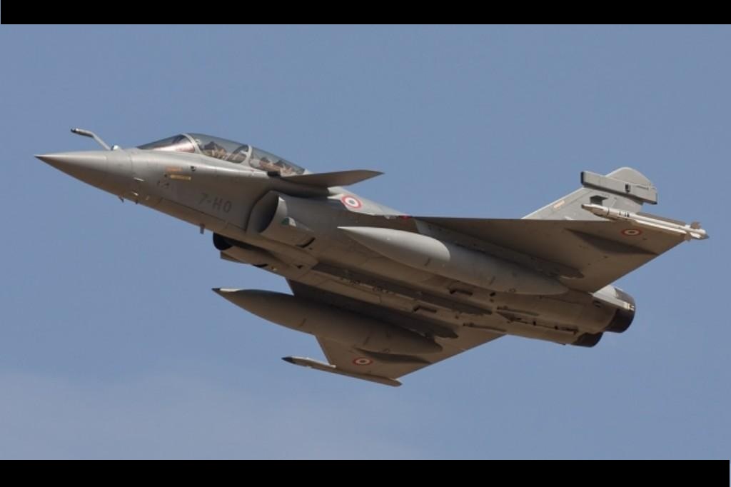 FOTOARMAS.COM: Dassault Rafale (Armee de l´Air)