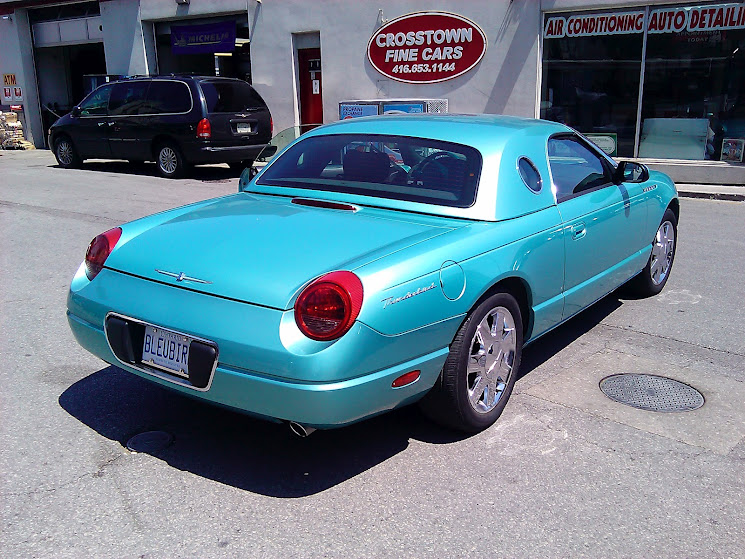 Autos color turquesa - Nazareth Black