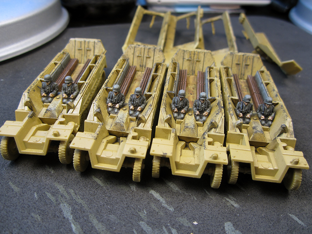 Panzer March!: Halftrack 251D Platoon - Plastic Soldier Company - WW2V15007