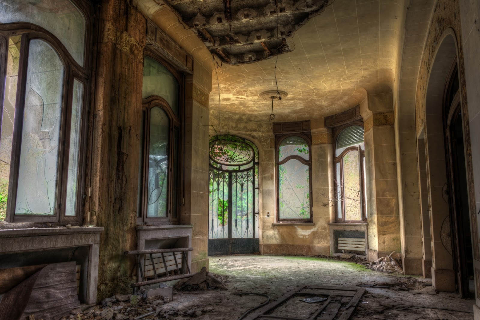 R$_Urbex: Manoir Colimaçon