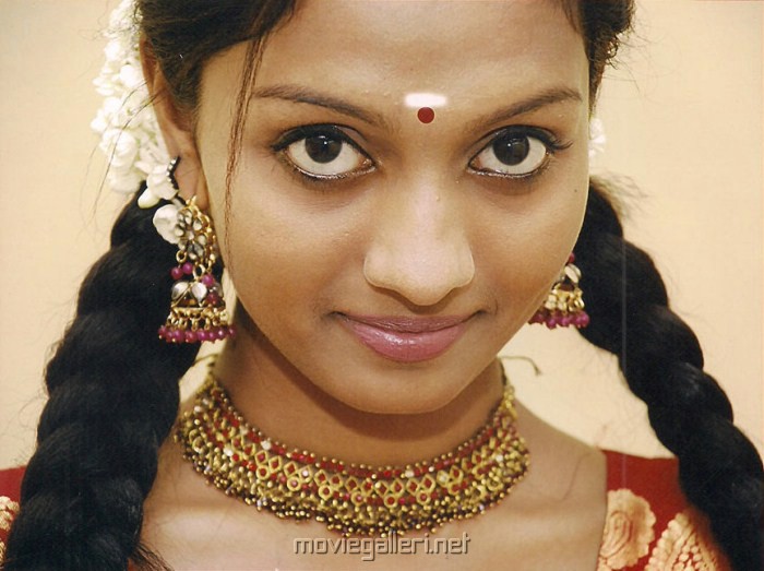 Endless Wallpaper: Ashitha