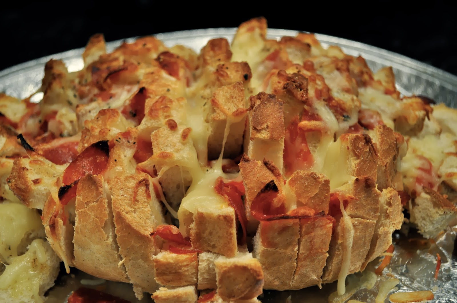 Our Italian Kitchen: Bloomin' Pepperoni Bread