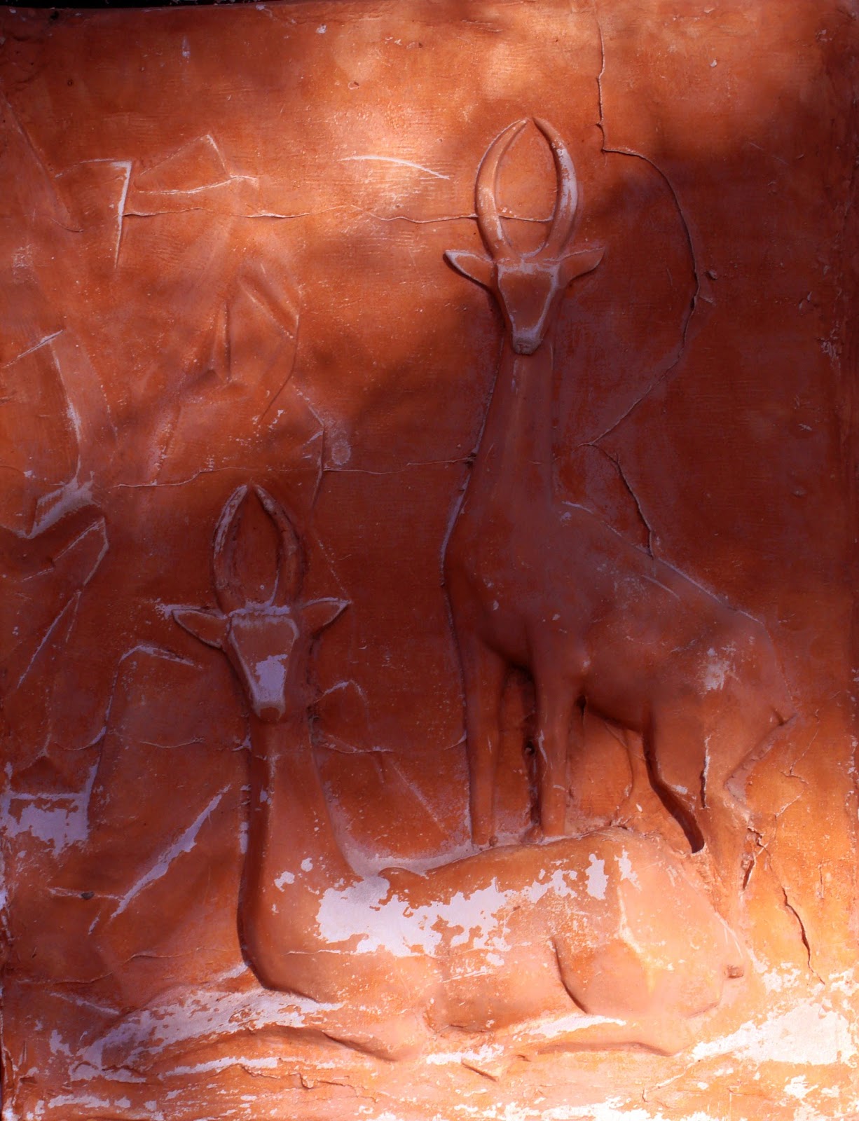 EL RELIEVE EN LA ESCULTURA. | Granada: Luz, Color y Literatura