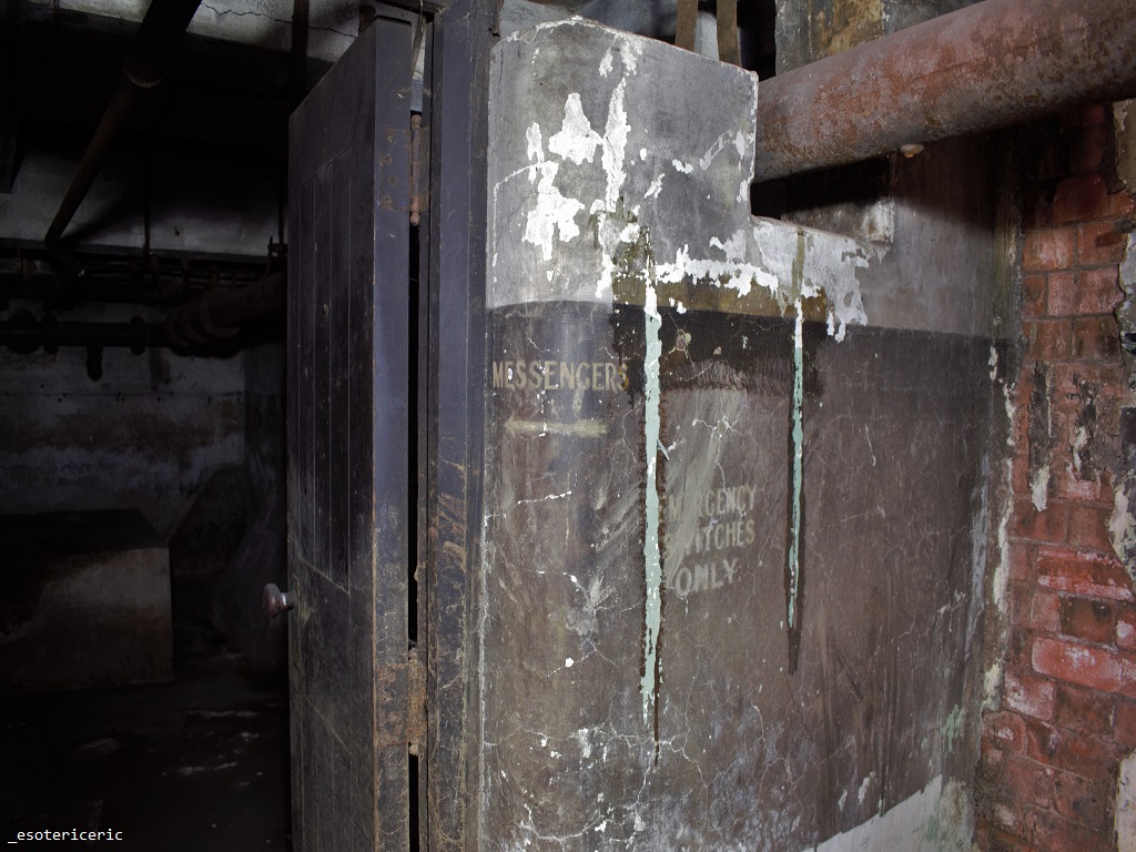 Esoteric Eric: In Accordance with Ordinance : Vickers Building ...