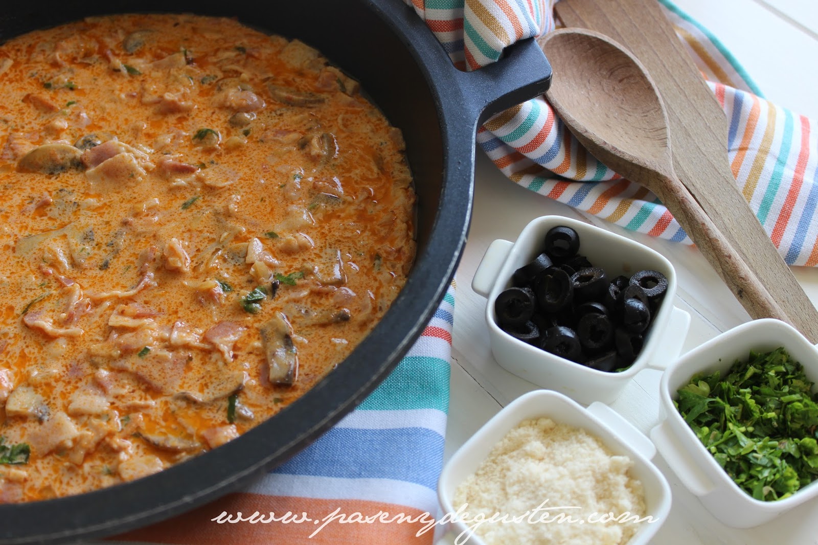 PASTA CON SALSA BOSCAIOLA. - PASEN Y DEGUSTEN