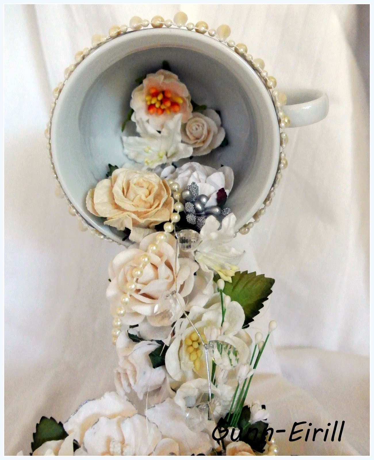 Wild Orchid Crafts: Flying tea cup