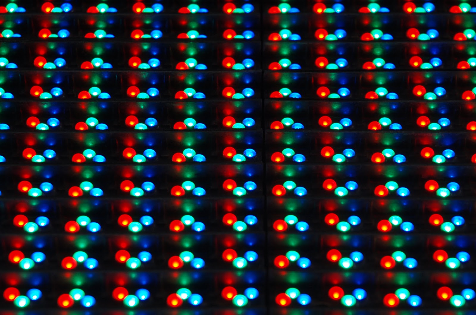 Blue LEDs Light Up Your Brain - LED news