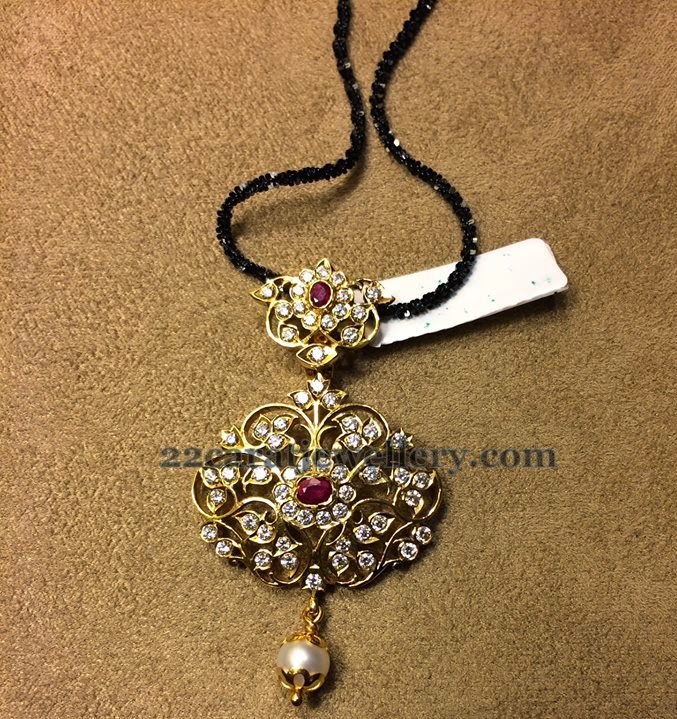 Diamond Lockets Gallery by Kotharis - Jewellery Designs