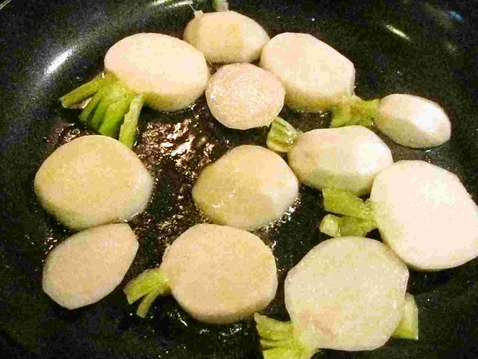 Recipes for Tom: Kabu no kinpira / kinpira saute with Japanese turnip