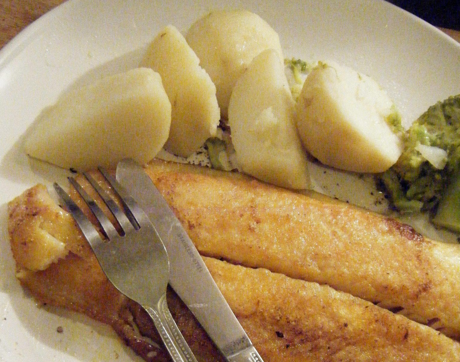 Thomas Yaeger's Transcendental Kitchen: Pan-fried Basa Fish (River Cobbler)