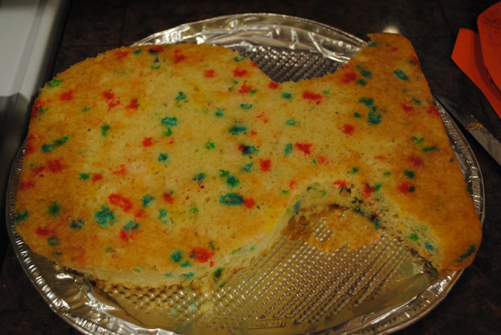 Forever The Hostess: How To: Wally the Whale Cake