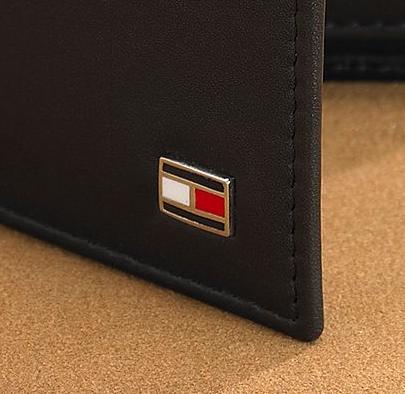 Boutique Malaysia: Tommy Hilfiger Oxford Slim Passcase Wallet