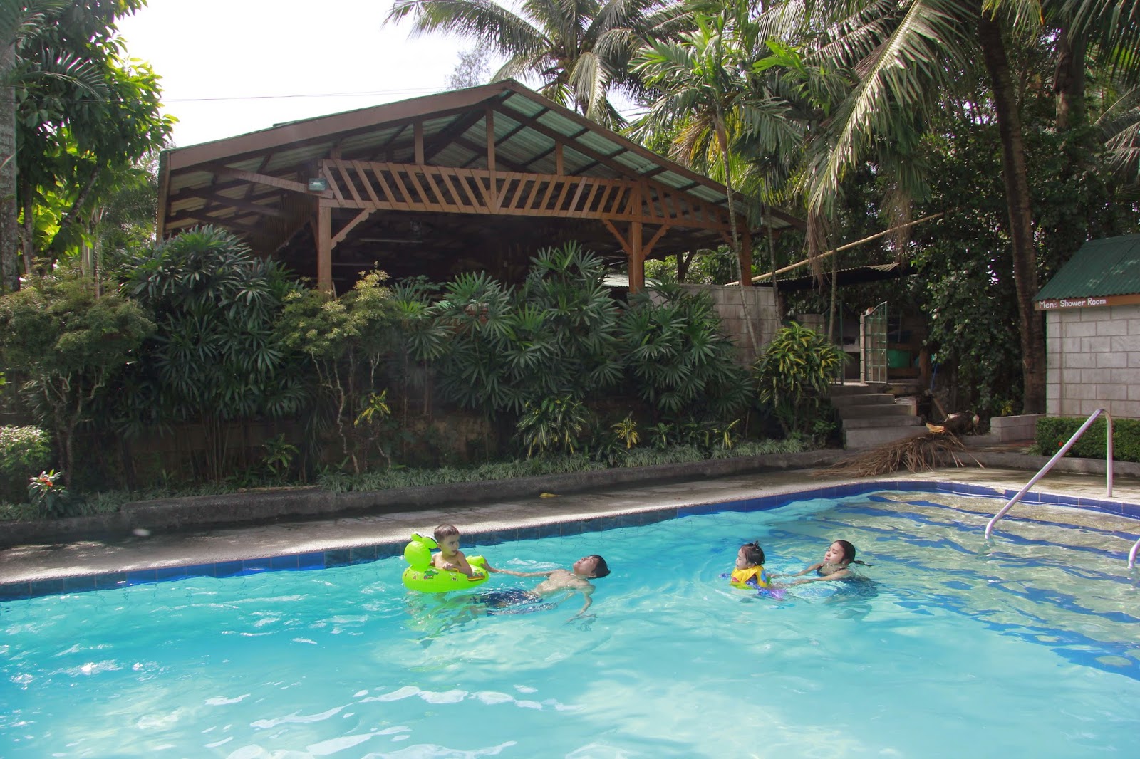 CJ GOMEZ RESORT, MONTALBAN RIZAL