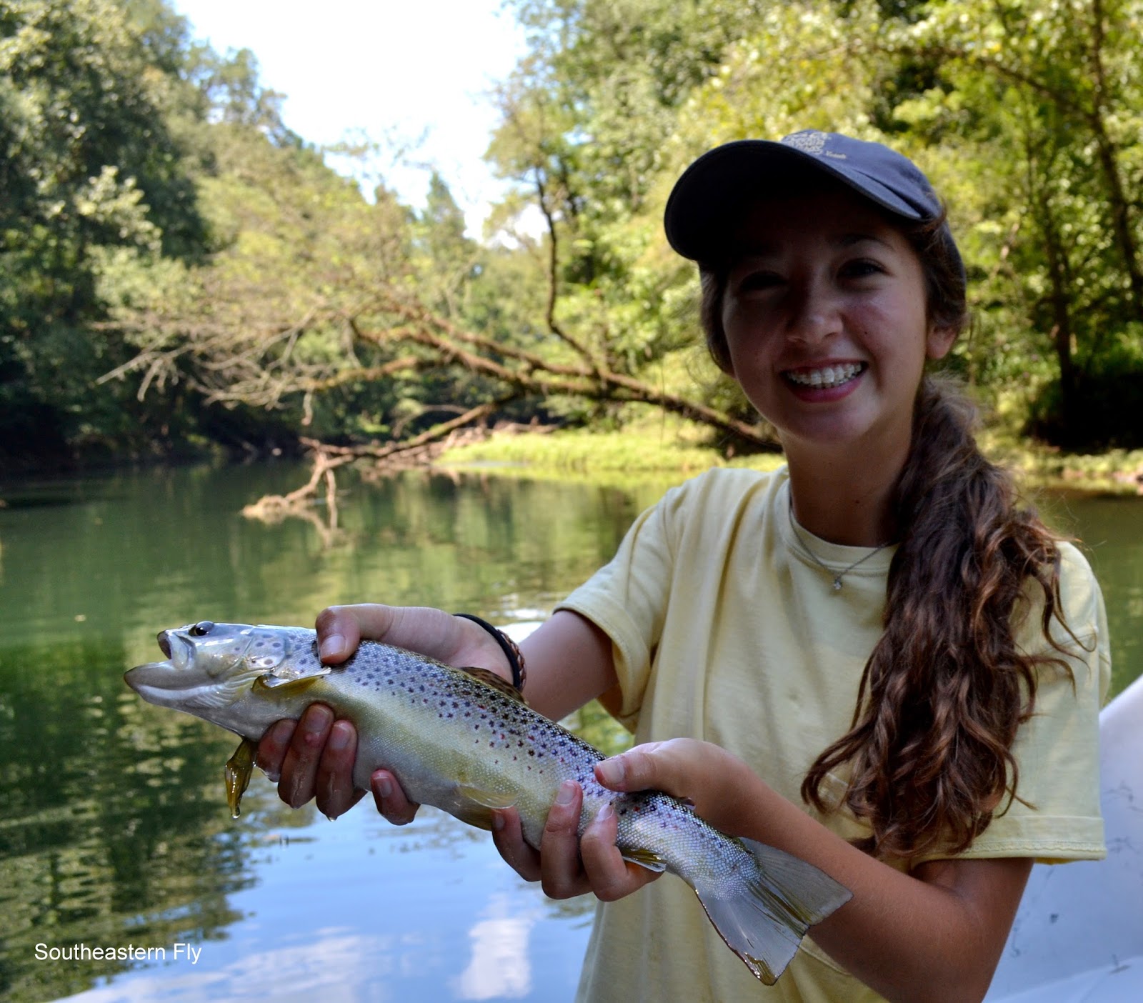 Southeastern Fly: Brooke & Greg on Hot Fishing