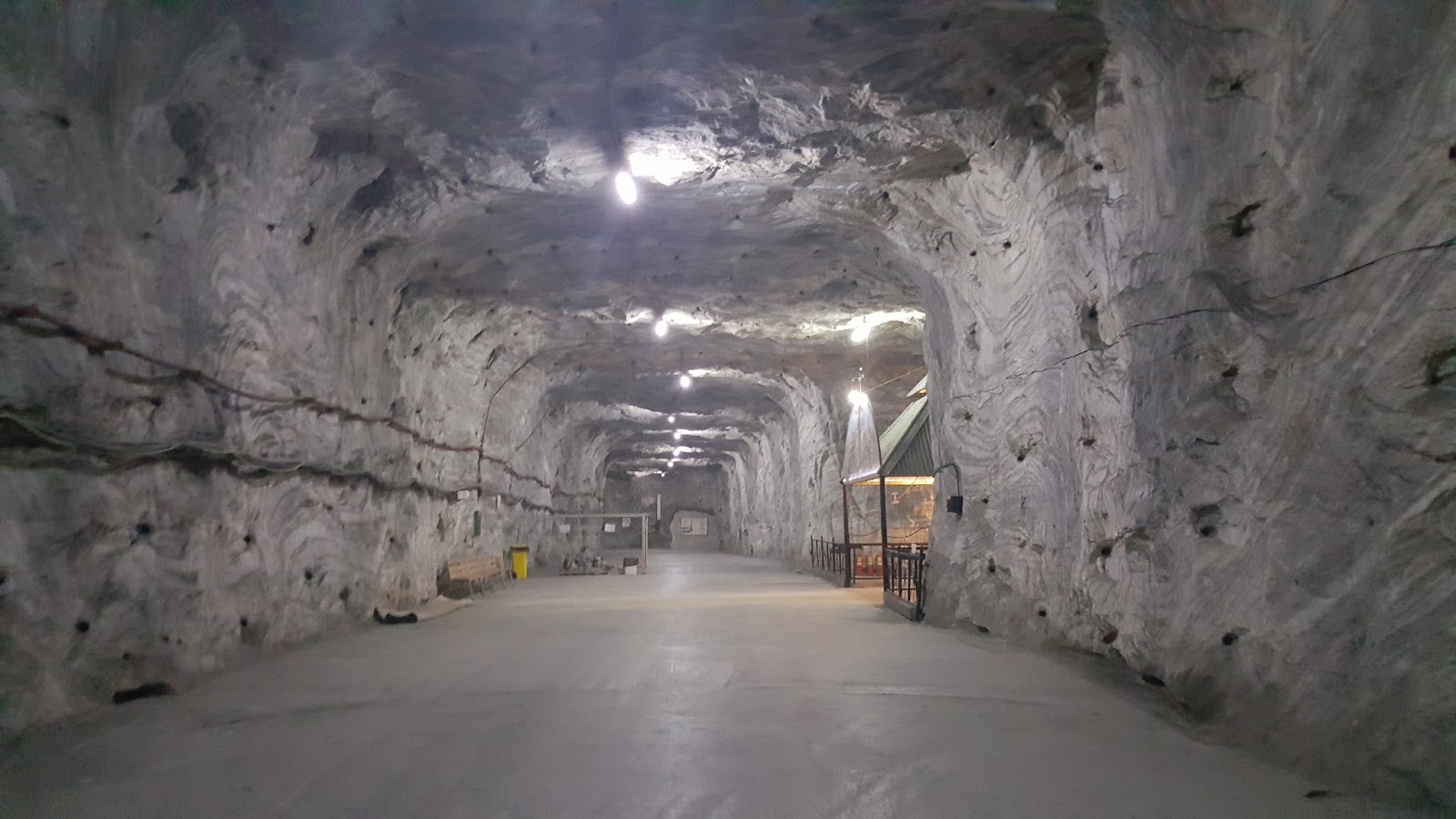 Pasionati de frumos !: Mina Trotus - Salina Targu Ocna