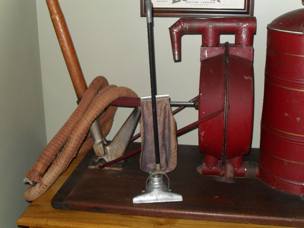 Sejarah Rekaan Peralatan Pembersih Hampagas (Vacuum Cleaner) |MyRokan