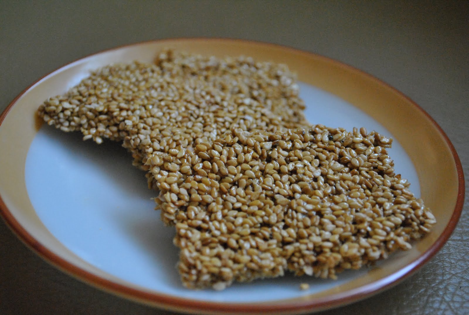 Krinjal.com: Til Papdi / Chikki -- Sweet Sesame Crackers