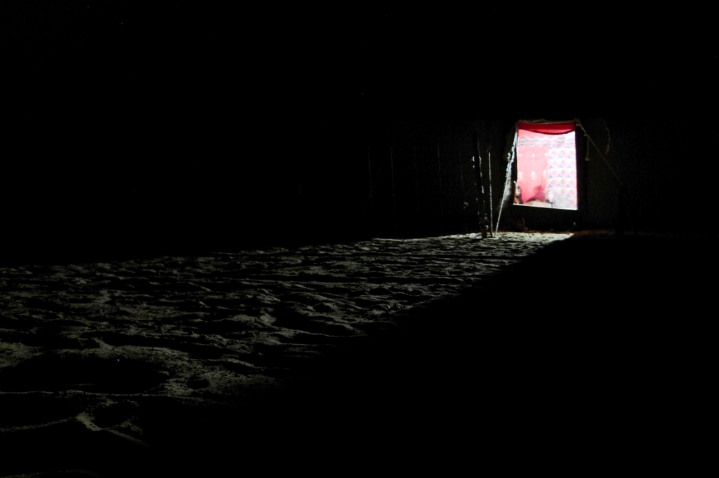 Arribada al camp de refugiats d'Auserd, Sàhara ~ Quaderns de bitàcola